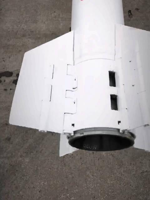 9M100导弹是俄海军的新一代舰载防空导弹……_新浪新闻