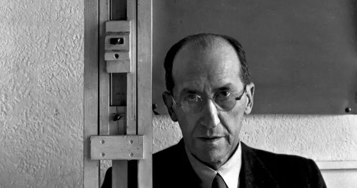 “蒙德里安与荷兰风格派”特展：一种纯粹的审美与抽象之路|荷兰|蒙德里安|风格派_新浪新闻