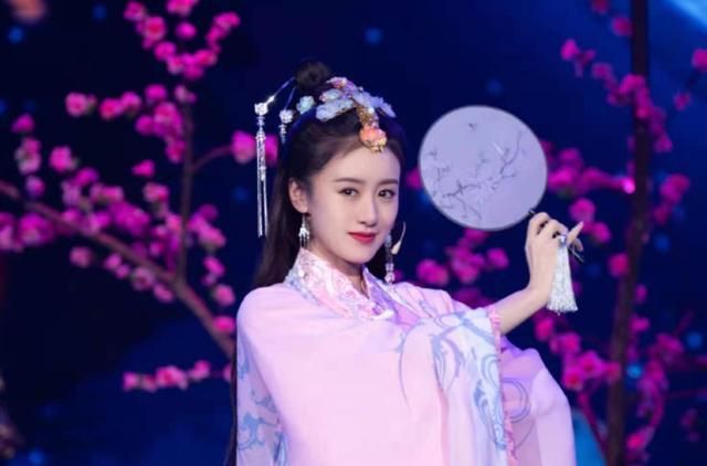 袁冰妍新剧《祝卿好》!曝团队接戏非女主不演,与欢瑞将永不合作|袁冰妍_新浪娱乐_新浪新闻