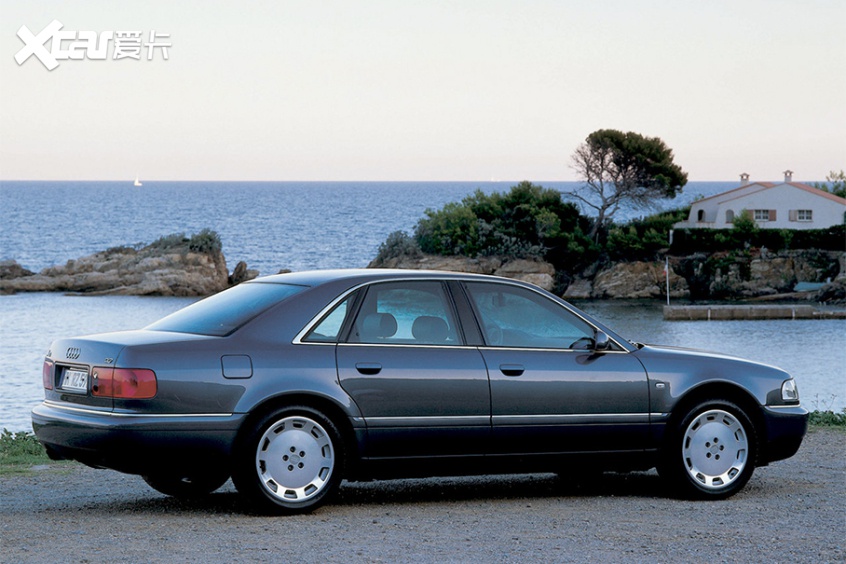 1992年中国就CKD过！奥迪A8的前世今生-新浪汽车