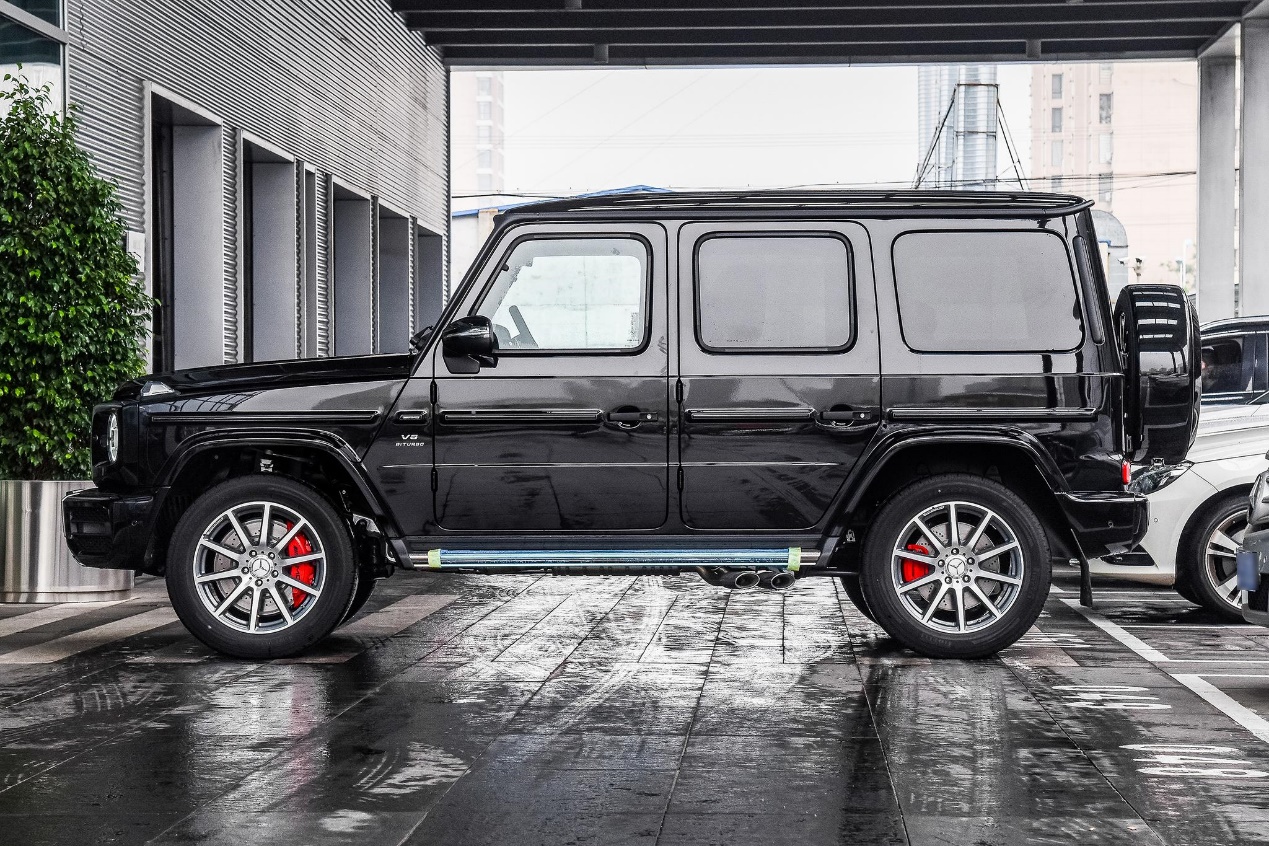 零百五秒的奔驰大G你见过没？奔驰AMG G63震撼我妈一整年-新浪汽车