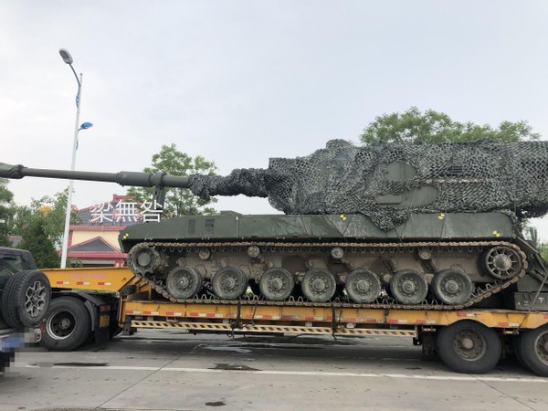 PLZ-05B“升半代”，底盘六对轮变七对轮，信息化程度大幅提升|信息化|底盘|自行火炮_新浪新闻