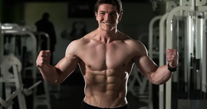 新手如何健身？减脂靠有氧运动，而增肌靠力量训练|健身|有氧运动|减脂_新浪新闻