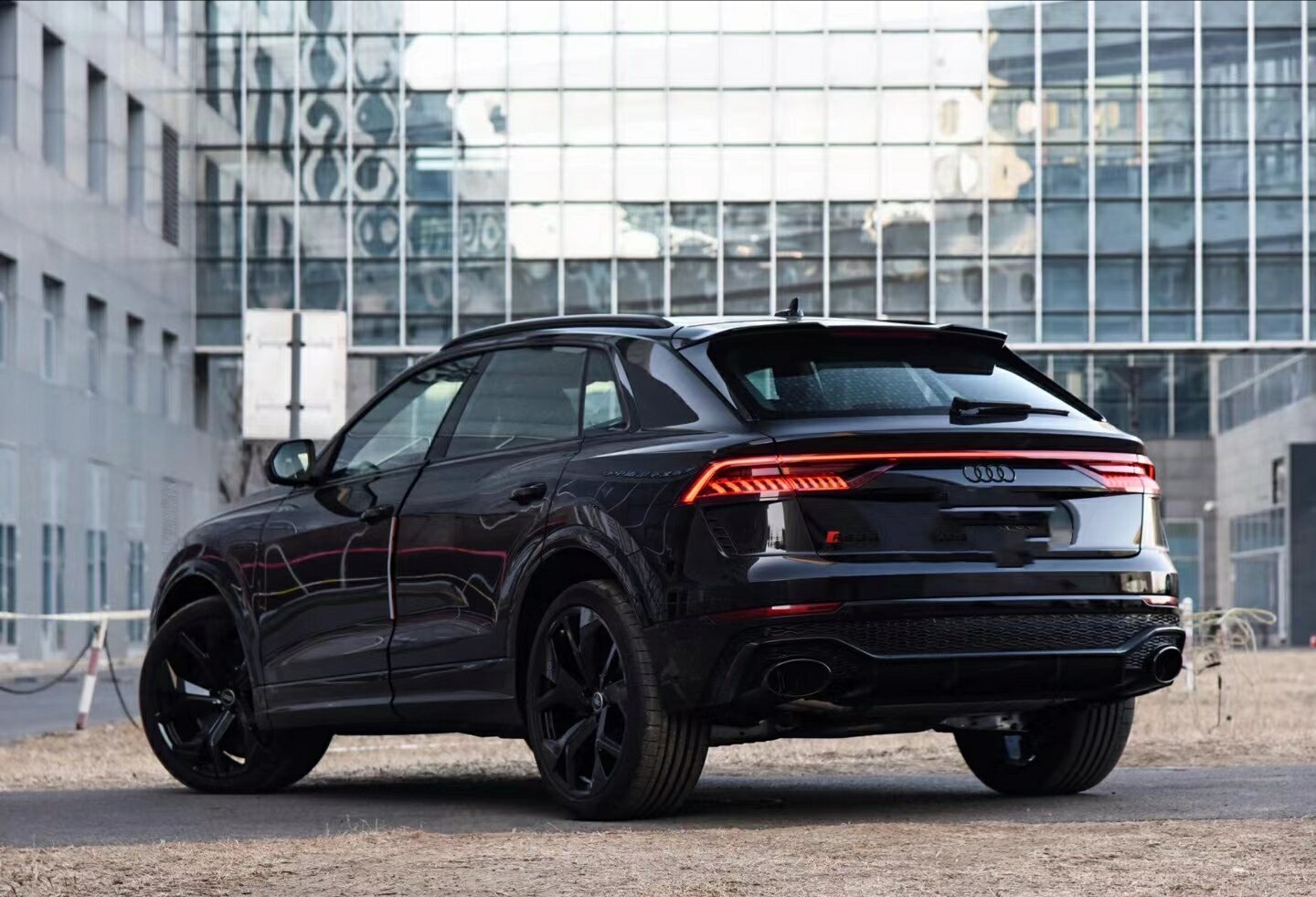 全新奥迪Q8：3.0T加速6秒，质感不输卡宴，新造型真霸气-新浪汽车