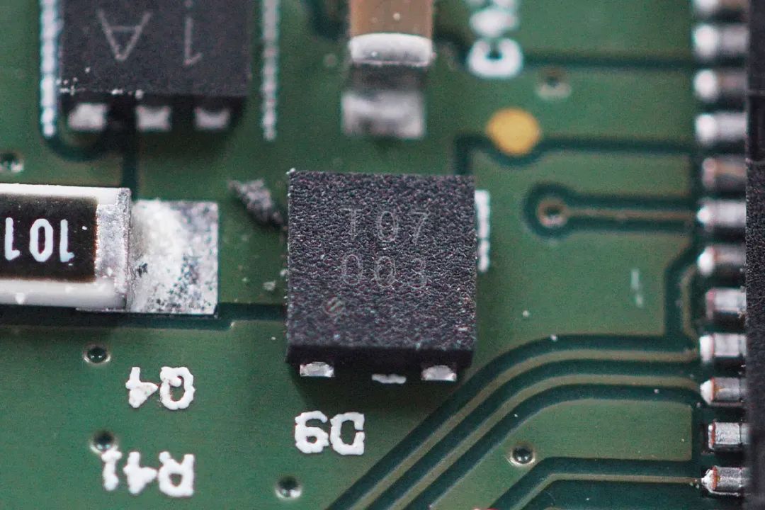 拆解报告：华为VR眼镜原装数据线__财经头条