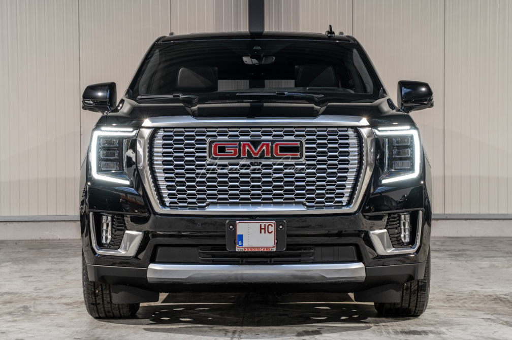 这不比揽胜气派？GMC全尺寸SUV实拍，六缸柴油机配10AT-新浪汽车