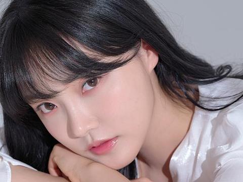 歌手Moon SongHee拍摄bnt写真 尽显清新优雅魅力惹人爱|拍摄|美妆|韩国_新浪新闻