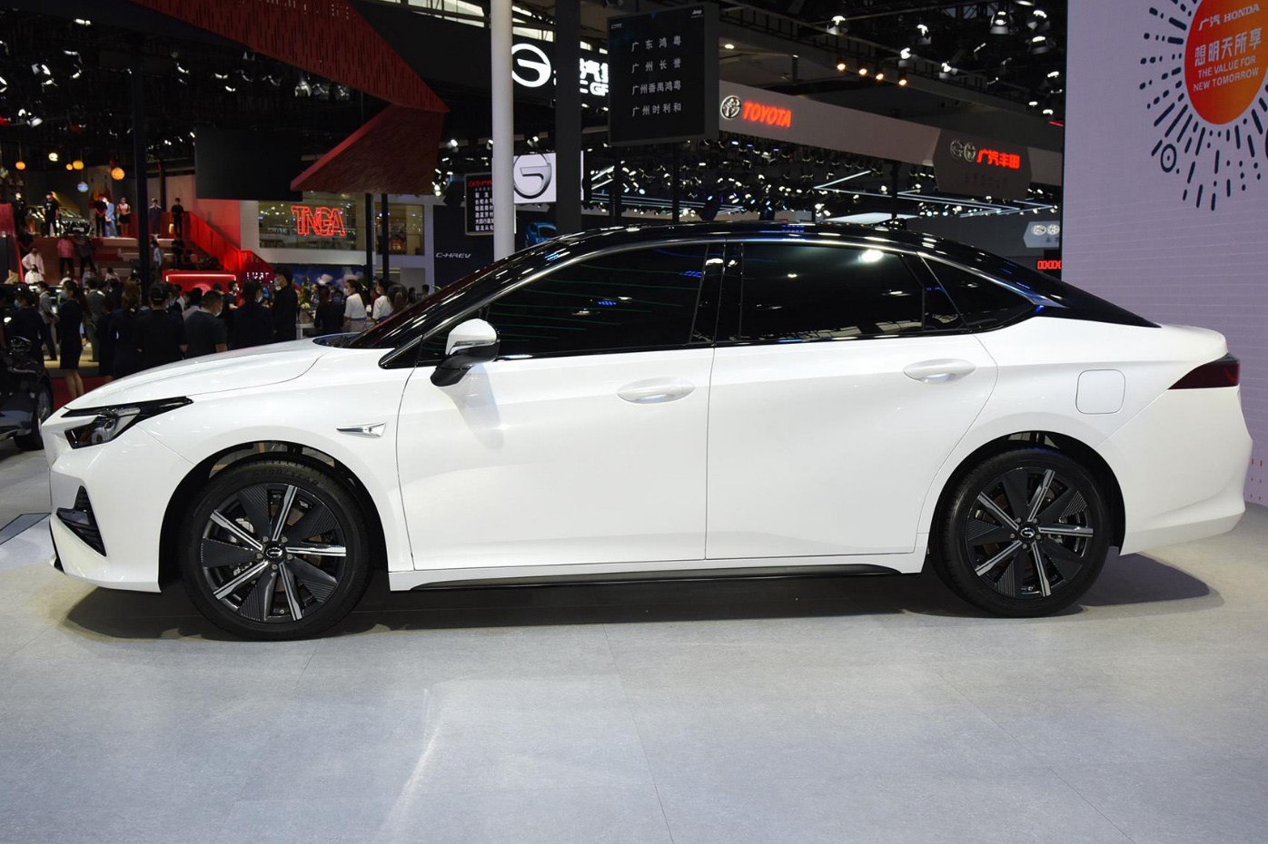 续航510km！广汽本田首款纯电轿车EA6值不值？-新浪汽车