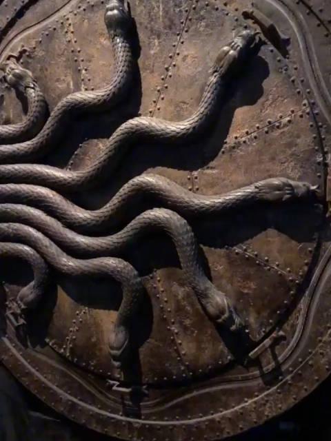 《哈利波特与密室》中密室门的道具……_新浪新闻