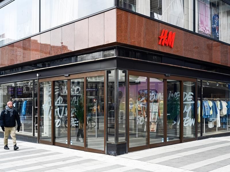 H&M疫期靠中国市场苦撑，一年赚进21亿元，双面人品牌被扒皮__财经头条