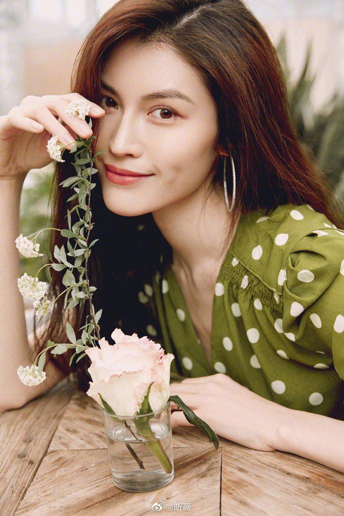 何穗演绎2021春日绿色环保系列……|何穗_新浪新闻