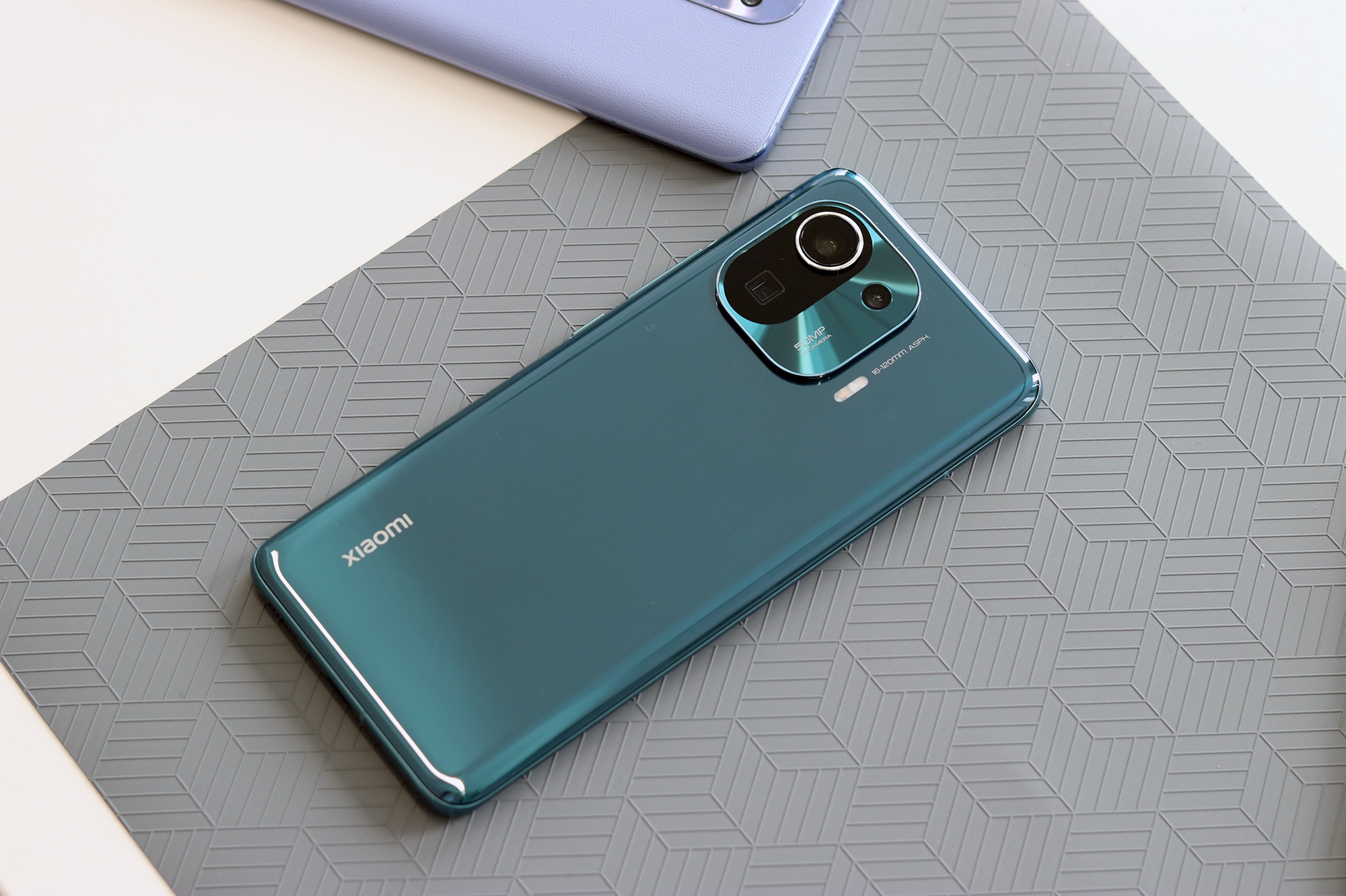 小米11Pro&Ultra全配色图赏，Pro黑色质感意外的好__财经头条