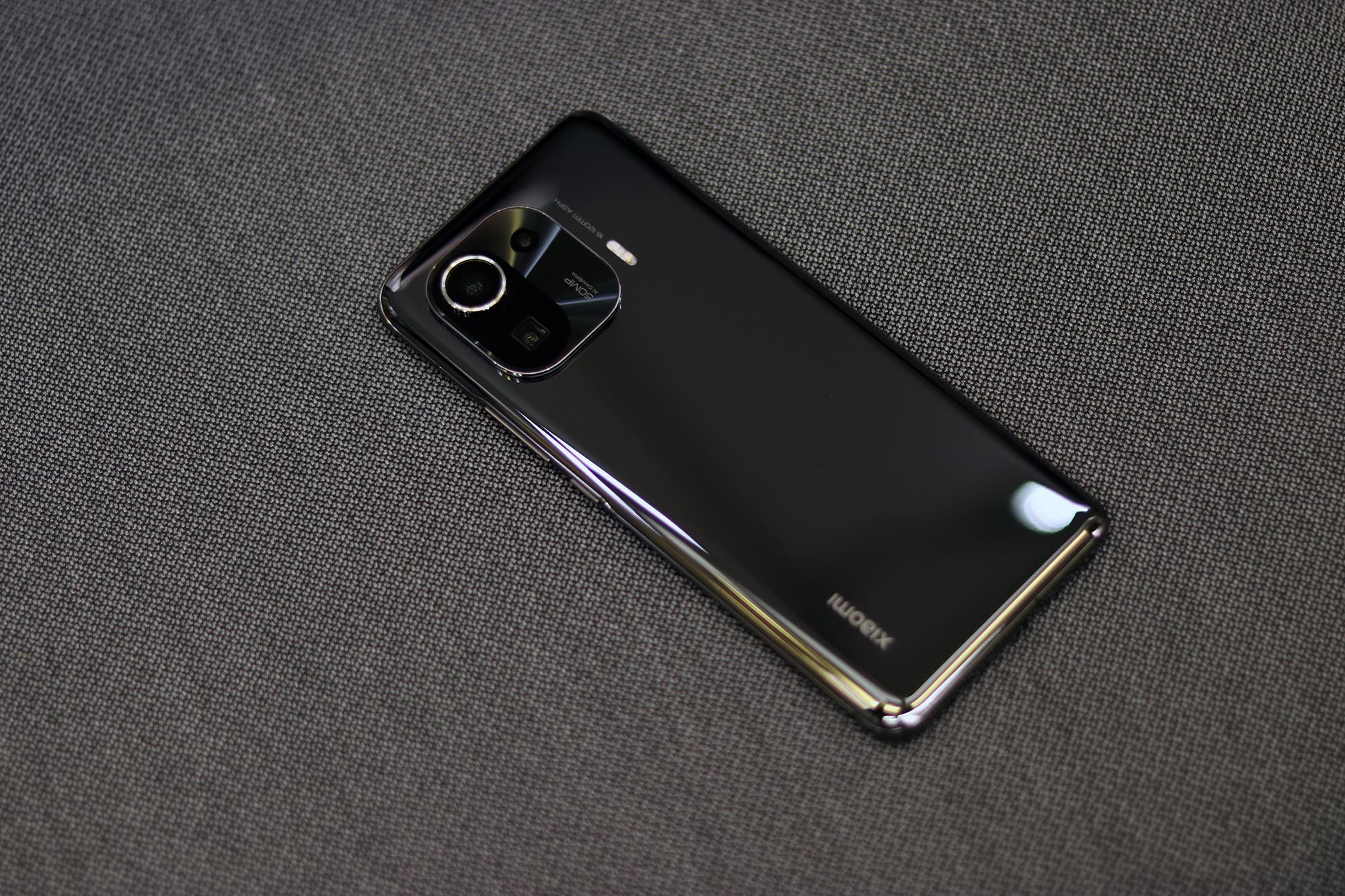 小米11Pro&Ultra全配色图赏，Pro黑色质感意外的好__财经头条