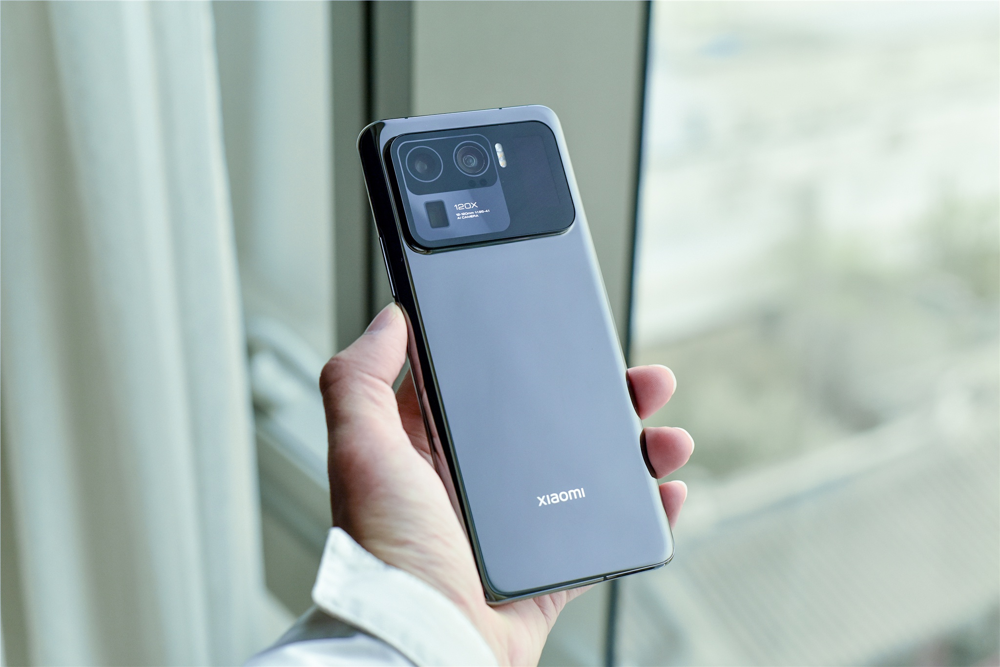 小米11Pro&Ultra全配色图赏，Pro黑色质感意外的好__财经头条