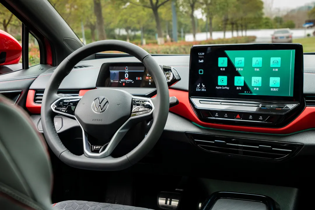 试驾ID.4 X：大众还是那个你熟悉的大众-新浪汽车