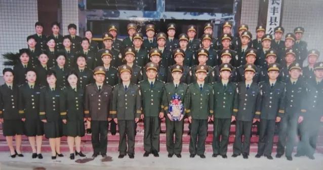 欢迎来到警察的90年代！|公安局|派出所|安徽省|芜湖市|巡逻_新浪新闻