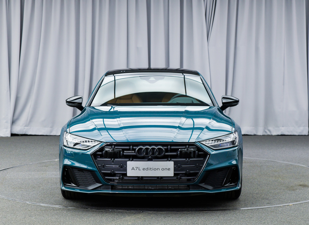 国产奥迪A7L终于来了，长5米配3.0T，上汽出品，要卖50万吗？-新浪汽车
