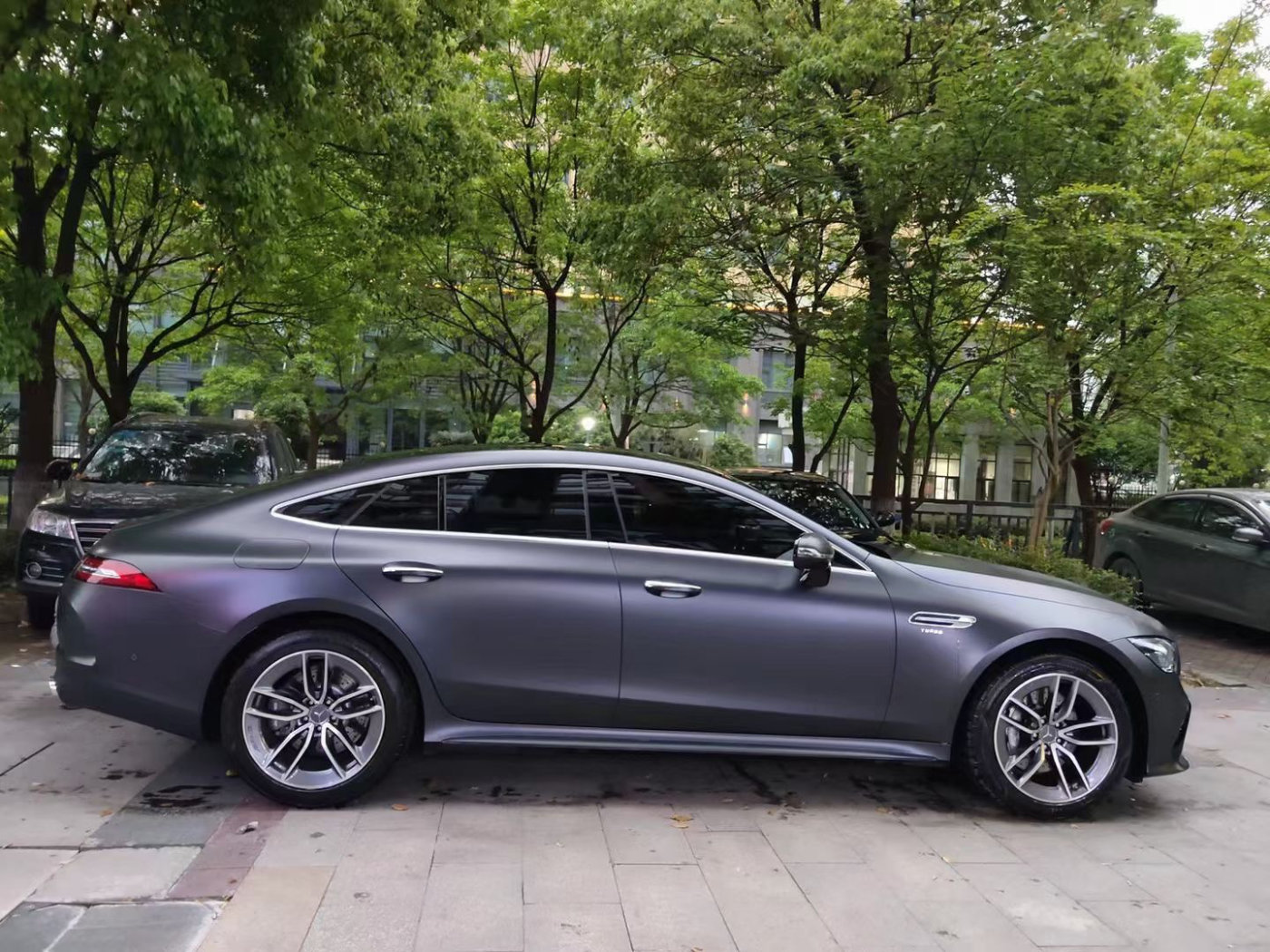 奔驰AMG GT50 贴了哑光车衣倍加质感十足-新浪汽车