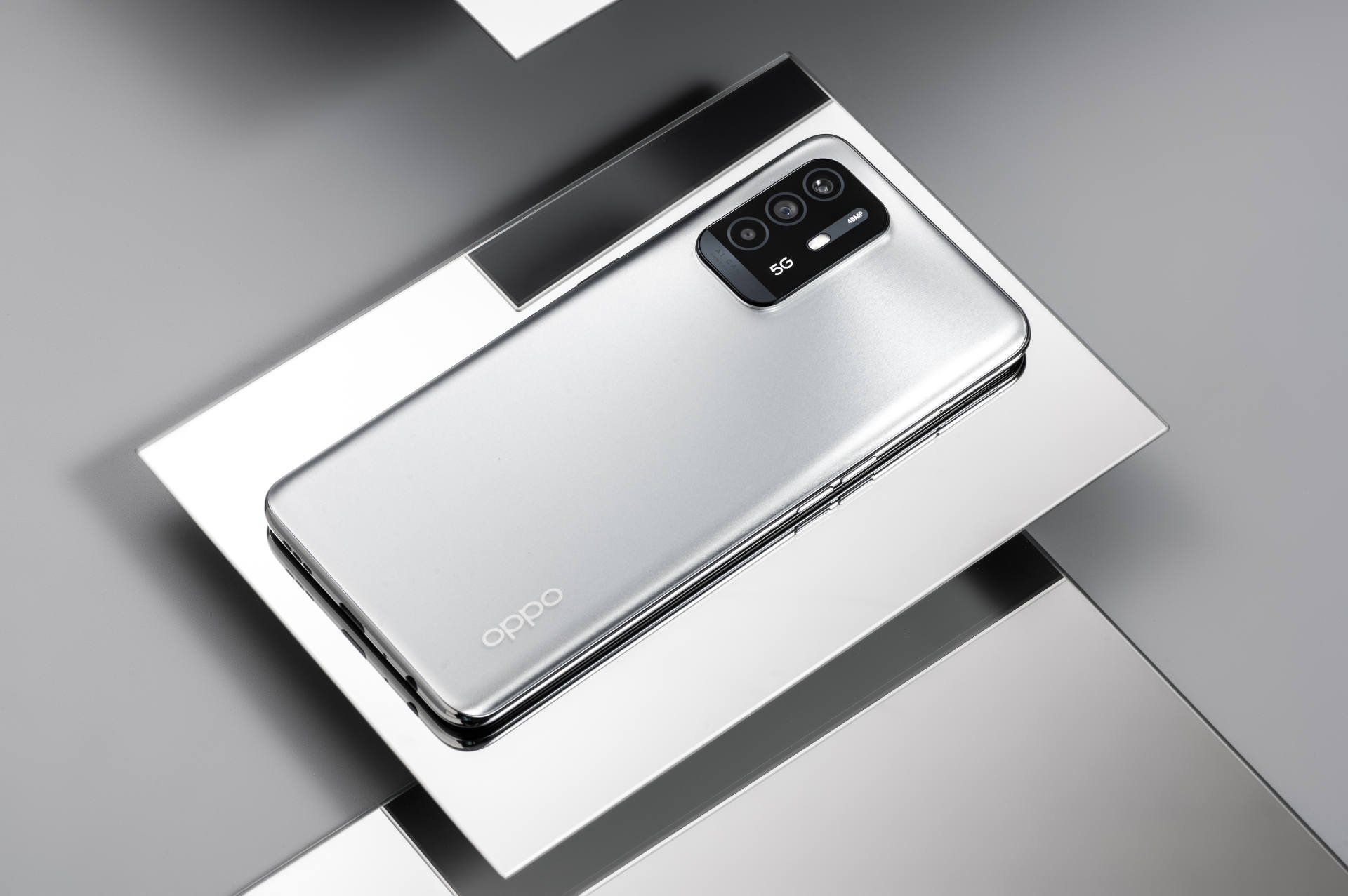 OPPO A95雅银色图赏：低调又不失典雅，2K价位颜值担当