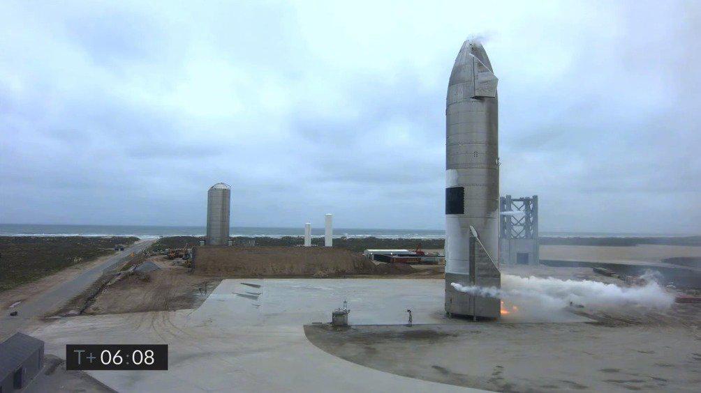 星舰SN15成了！视频来源：SpaceX_新浪新闻