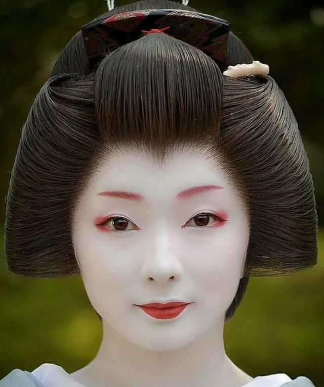 体验日本艺妓的极致美艺妓艺妓业妓女新浪新闻 8112