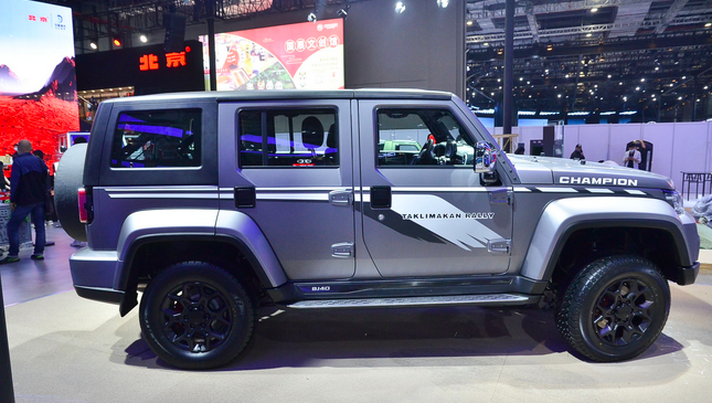 BJ40环塔冠军版竟用上长城2.0T动力，能否挑战坦克300？