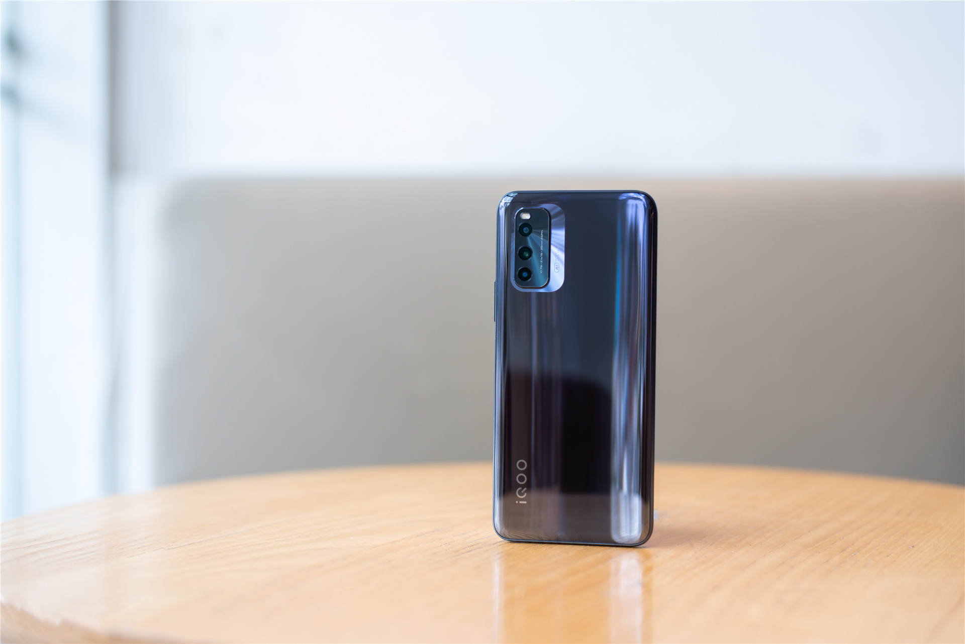 iQOO Neo5活力版搅乱其他厂商的618节奏？它的表现究竟怎么样？__财经头条