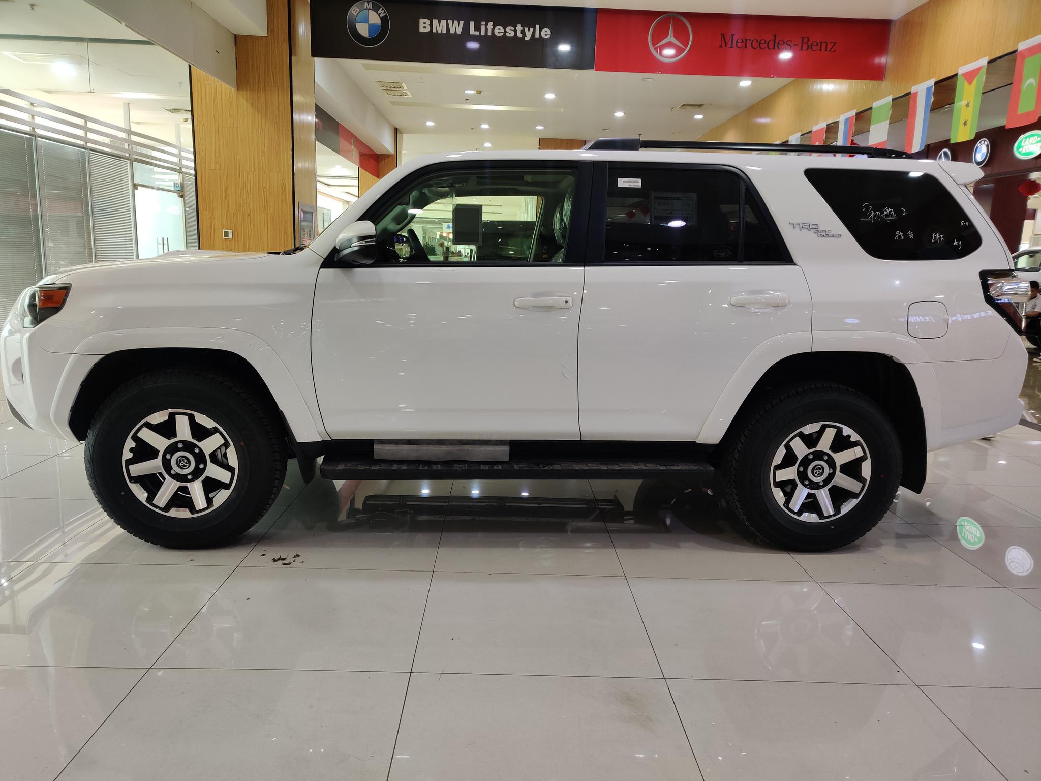 丰田发飙了，新车起步V6大自吸＋LC150底盘，普拉多买早了