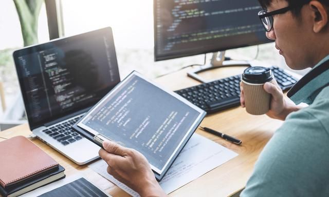 主攻前端方向的本科生想学习一门后端语言,该选择Java还是Python__财经头条