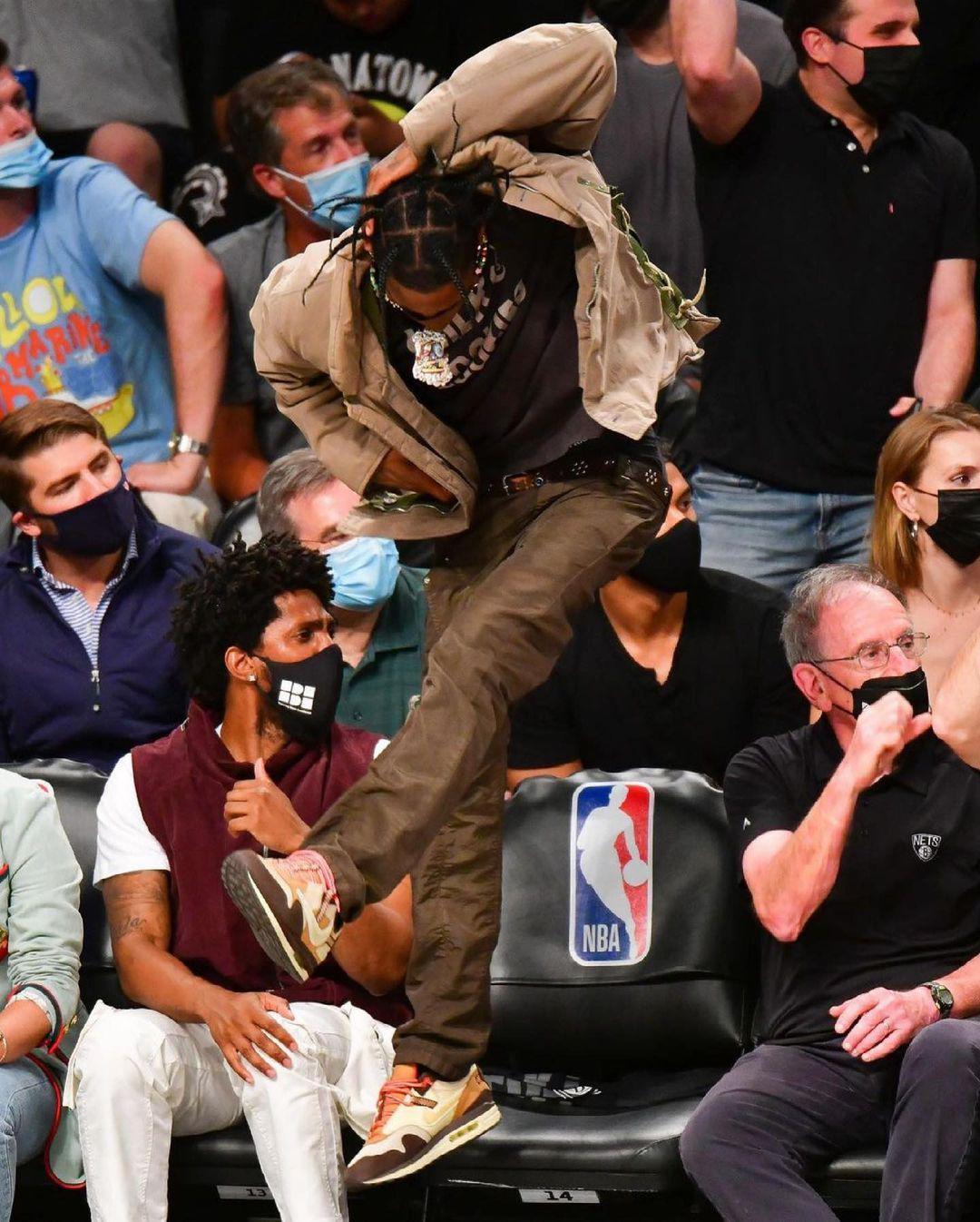 Travis Scott：你也想起舞吗？|Travis Scott_新浪新闻