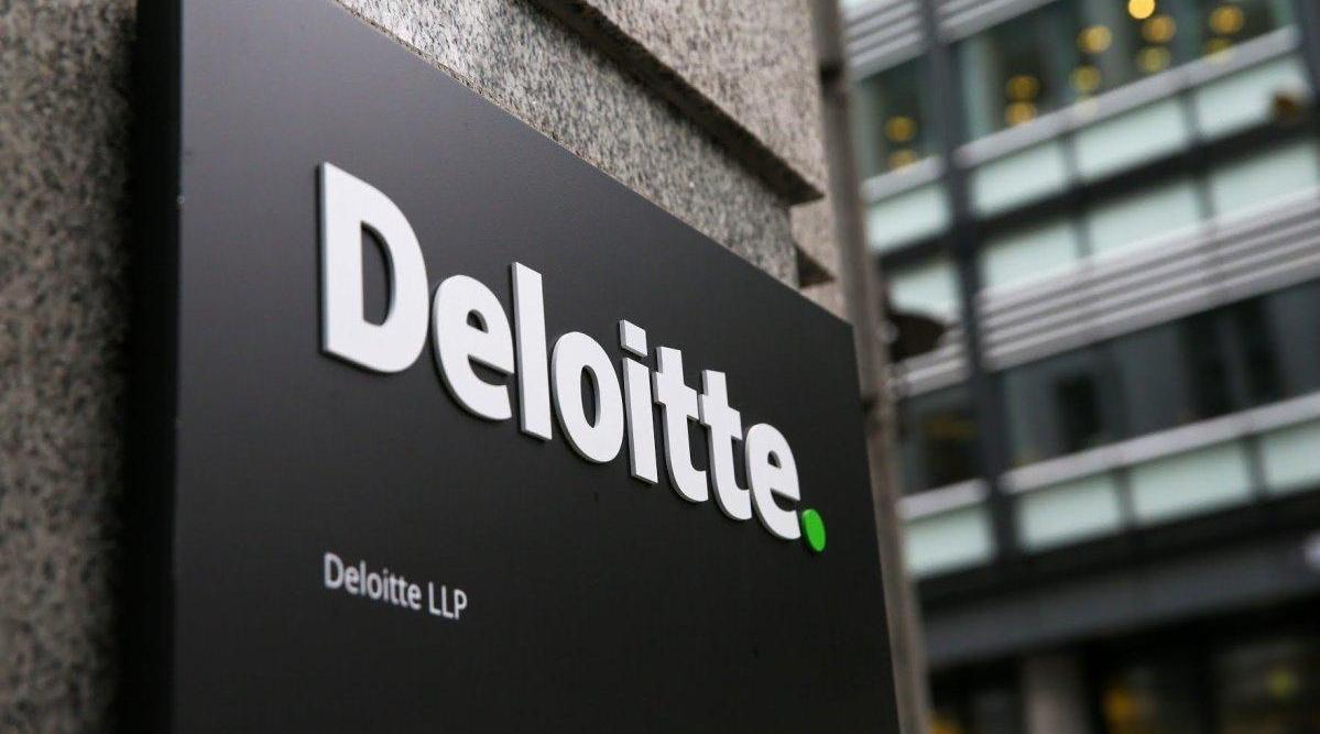 德勤允许英国员工自主上班：自己安排时间地点和方式_新浪新闻