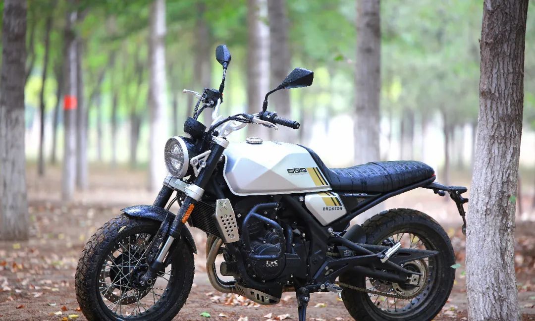 精致的硬汉风?实拍高金GK500穿越版如何打好这张牌