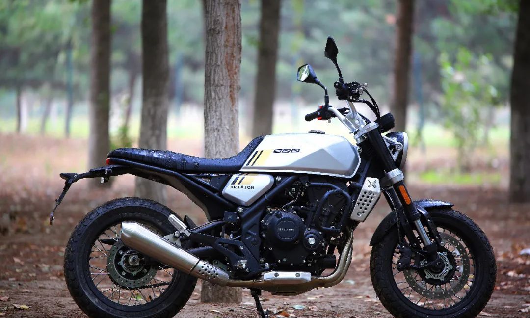 精致的硬汉风?实拍高金GK500穿越版如何打好这张牌