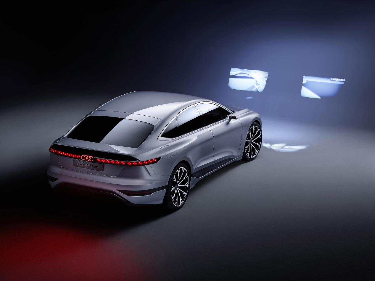 A6 e-tron概念车曝光，续航700km，光是大灯就能玩一天