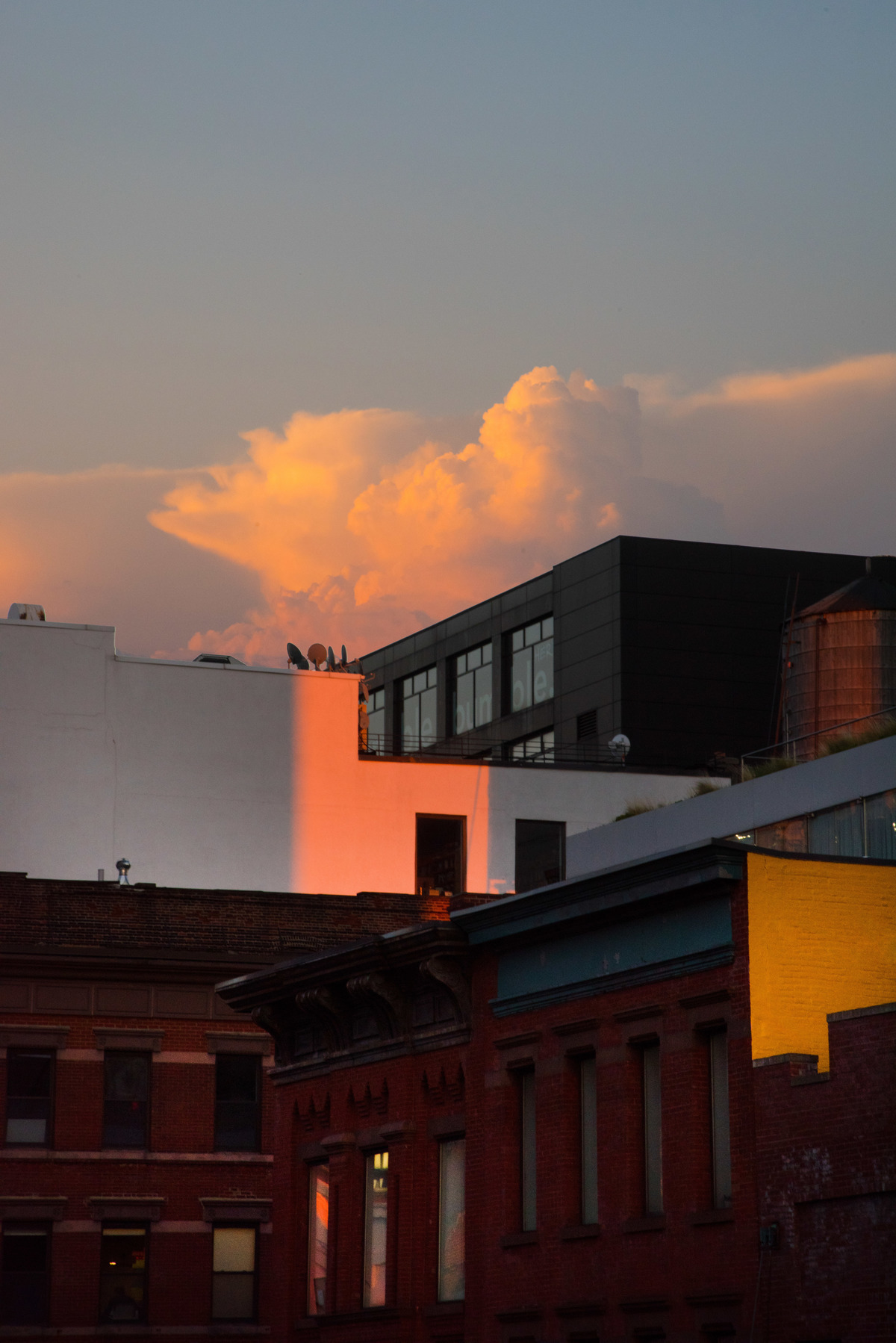 Kanghee Kim KangHee是一位居住在纽约的韩国艺术家……|艺术家|纽约|韩国_新浪新闻