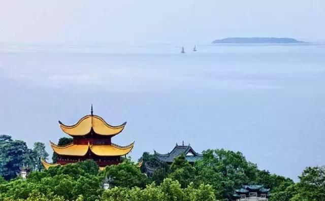 湖南岳阳楼：有历史有美景,吸引了不少游客
