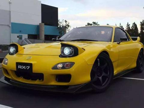 我爱你却只能在梦里，活在硬盘里的马自达RX7-新浪汽车