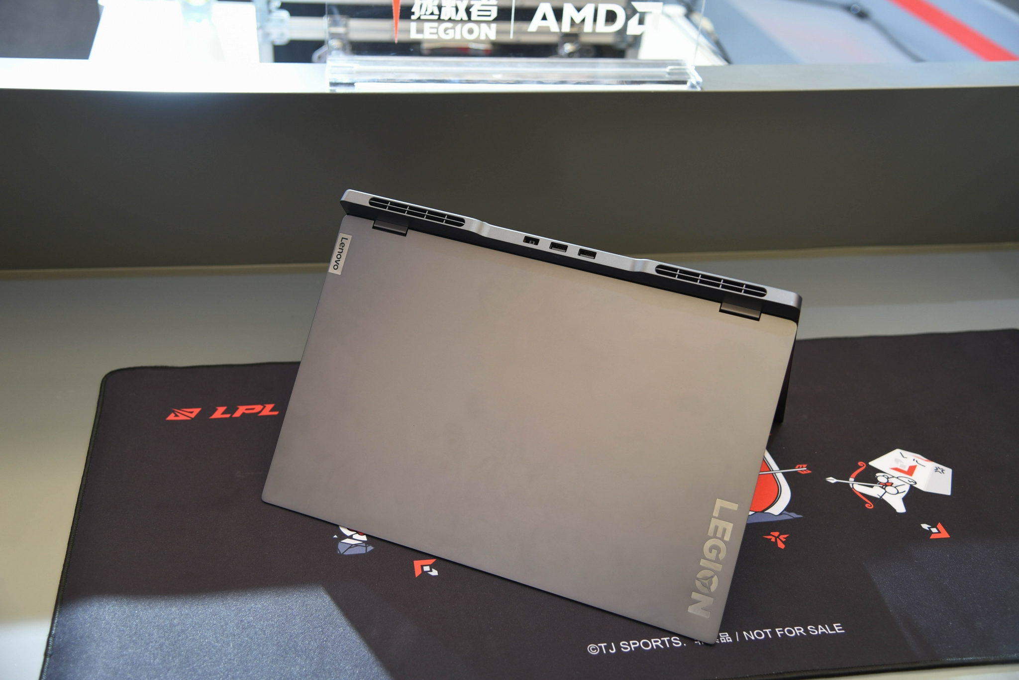 联想拯救者R9000X游戏本CJ发布现场实拍：AMD粉丝狂欢继续__财经头条