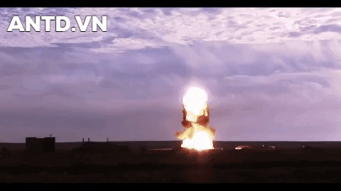 俄罗斯S-500首次亮相，堪比“爱国者”+“萨德”的全球最强防空导弹系统实力究竟几何？|S-400|俄罗斯|萨德|爱国者|导弹_新浪新闻