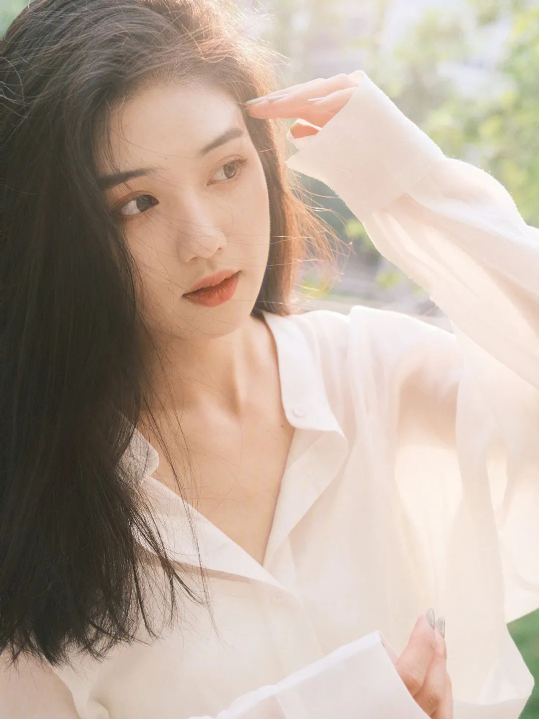 半身照拍照姿势篇，9个半身照拍照姿势，教你拍出漂亮的半身照