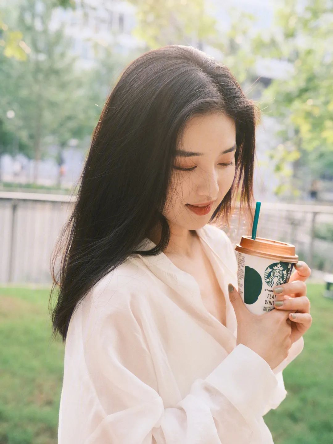 半身照拍照姿势篇，9个半身照拍照姿势，教你拍出漂亮的半身照