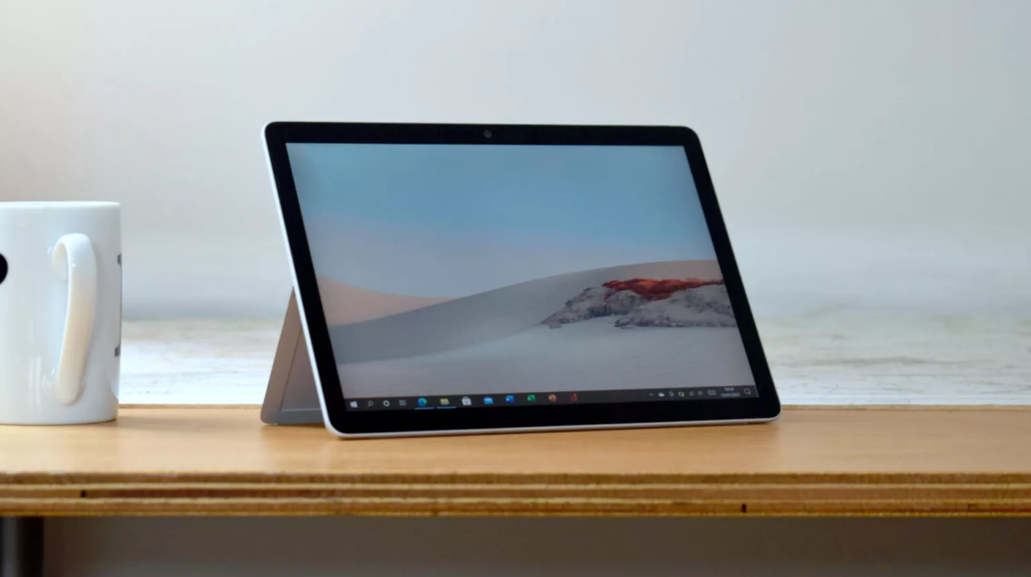 微软Surface Go2评测：小而强大 性能可靠，性能党们的不二之选__财经头条