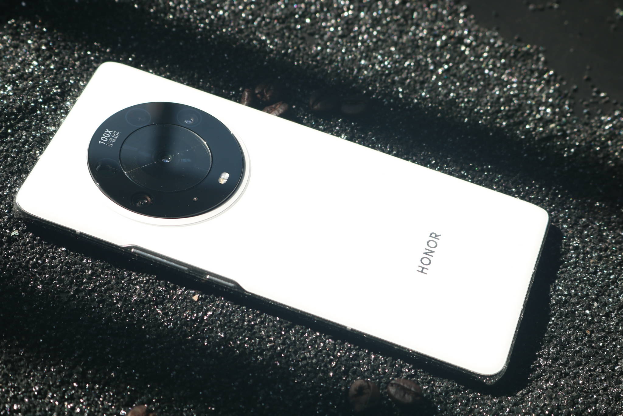 荣耀Magic3Pro真实评价出炉！零差评好评率98%，中评让人无奈__财经头条