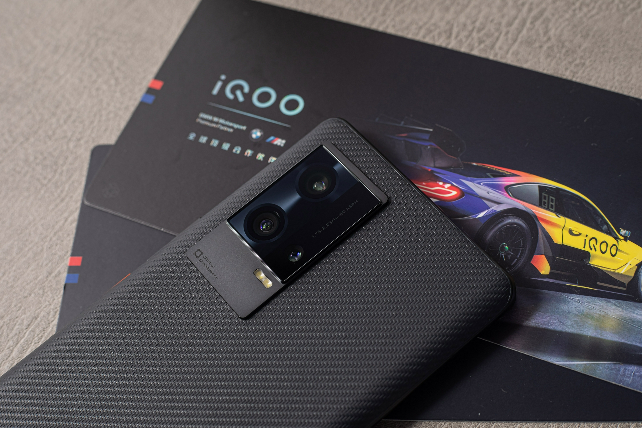 vivo要用iQOO8Pro干翻小米？__财经头条