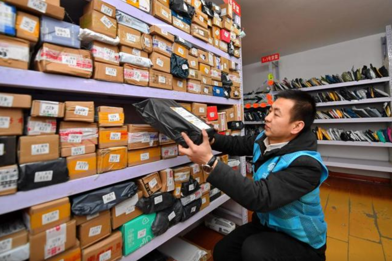 取件完全免费，依然有很多人抢着做，菜鸟驿站是怎么盈利的？__财经头条