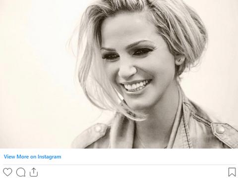 英女团Girls Aloud前成员Sarah Harding患癌去世|女团|母亲|女儿_新浪新闻