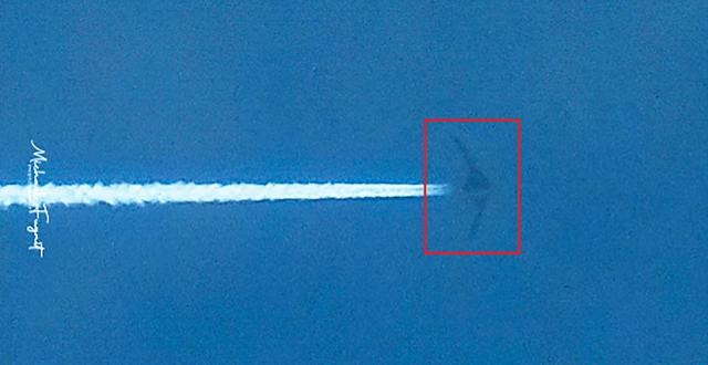 飞翼无人机现身菲律宾，RQ180投入实战？翼展比波音747都大|无人机|RQ-180|菲律宾_新浪新闻