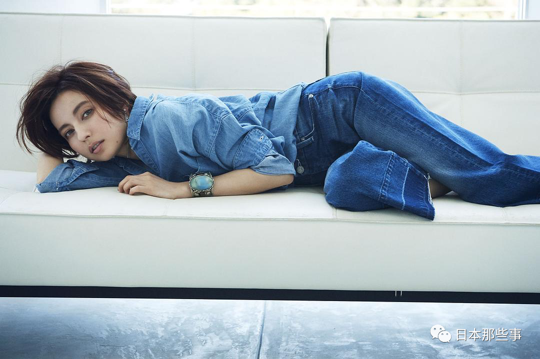 Becky复出舆论风向转变 节目育儿言论引观众共鸣|文春|Becky|川谷绘音_新浪娱乐_新浪网