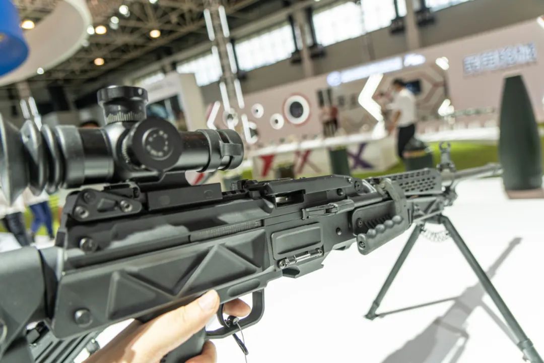 枪械大赏：“珠海航展”枪械展区全收录！（高清大图，喜欢自取）|珠海航展_新浪新闻
