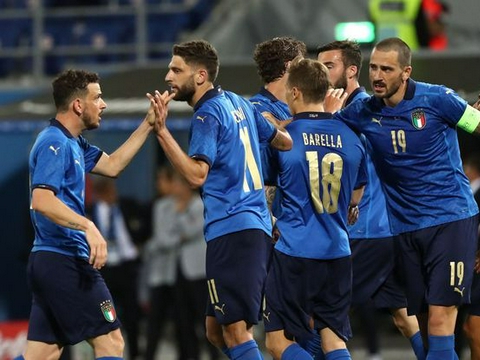 平均年龄达到27.7岁的意大利国家队 凭什么拿到欧洲杯冠军|曼奇尼|意大利|欧洲杯_新浪新闻